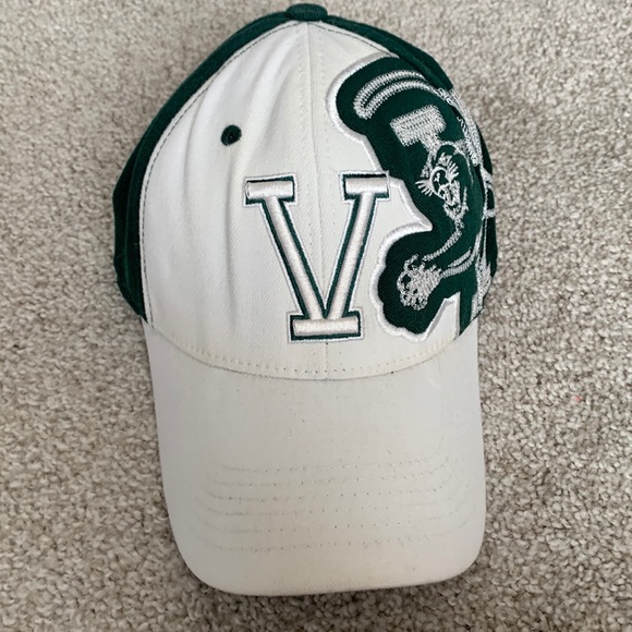 Top of the World | Accessories | Uvm Fitted Hat | Poshmark